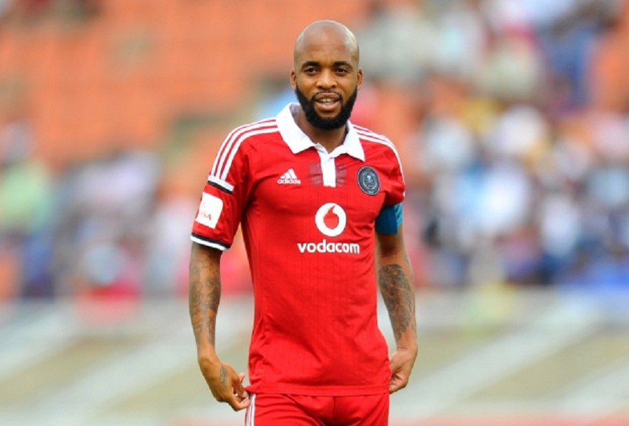 Oupa Manyisa to join Mamelodi Sundowns from Orlando Pirates