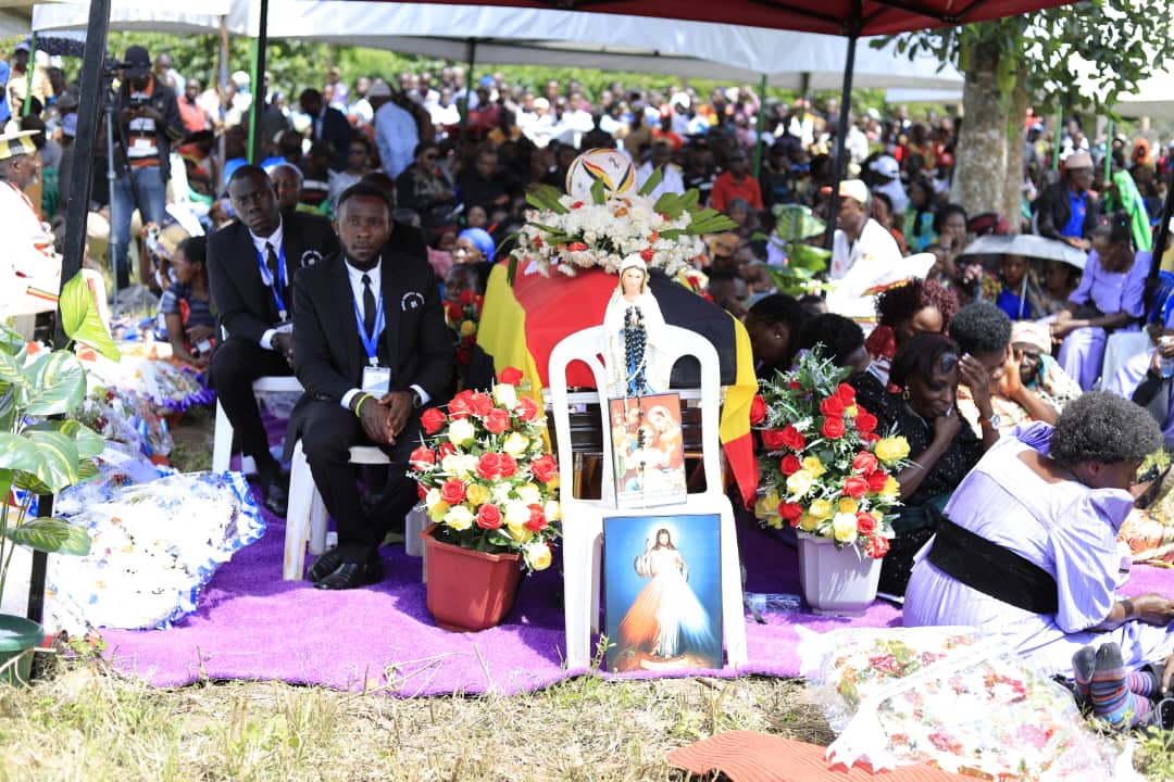 Kajoba finally laid to rest in Kiwawu as thousands pay glowing tributes