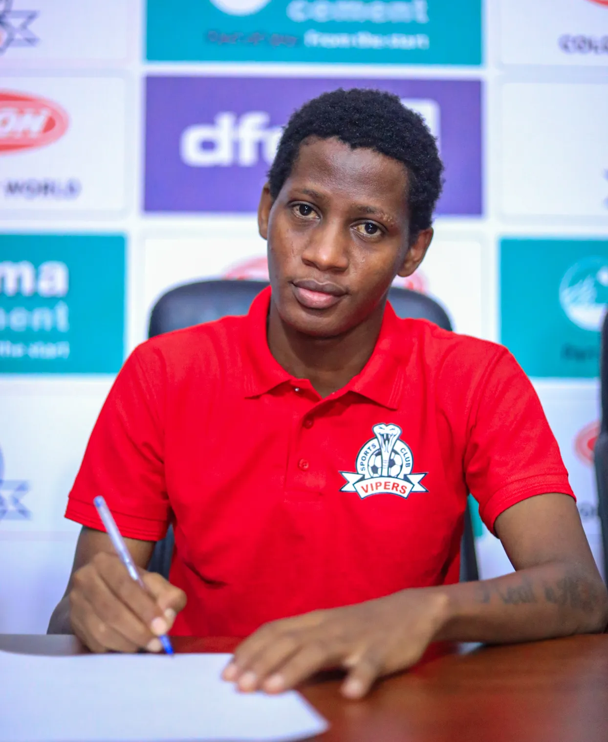 Vipers confirm signing of leftback Ndahiro