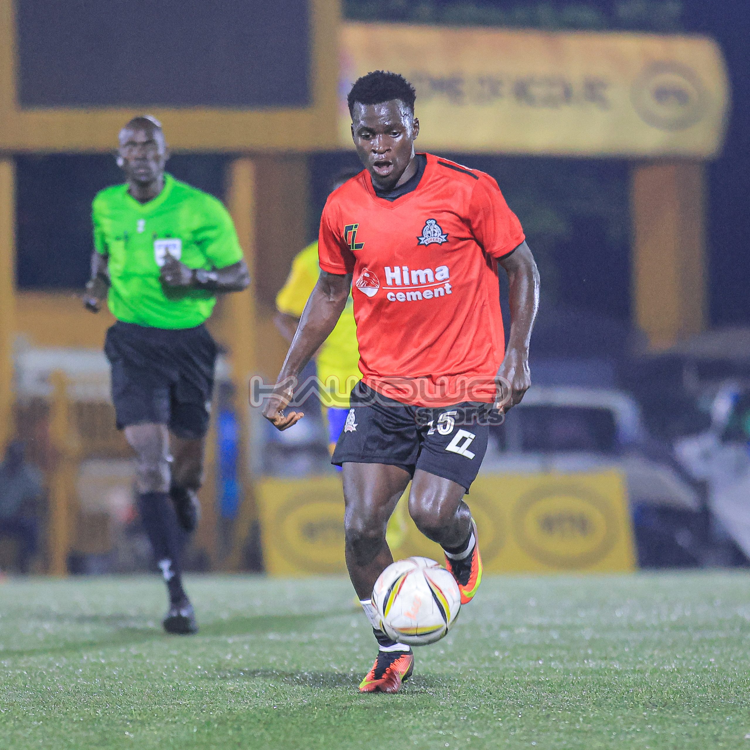 Vipers face off against Police in top-of-table clash at Kitende stadium
