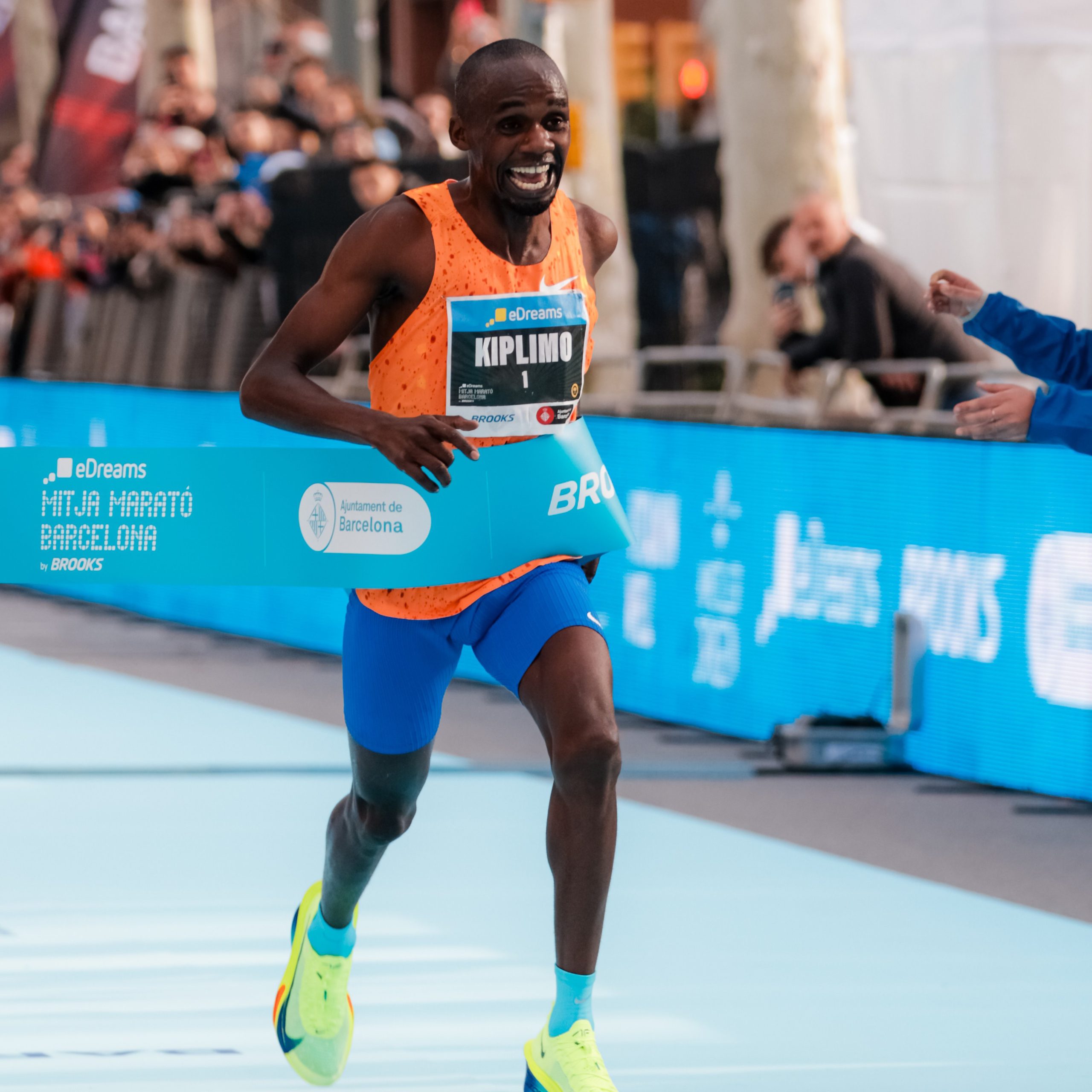 Jacob Kiplimo shatters Half Marathon World record